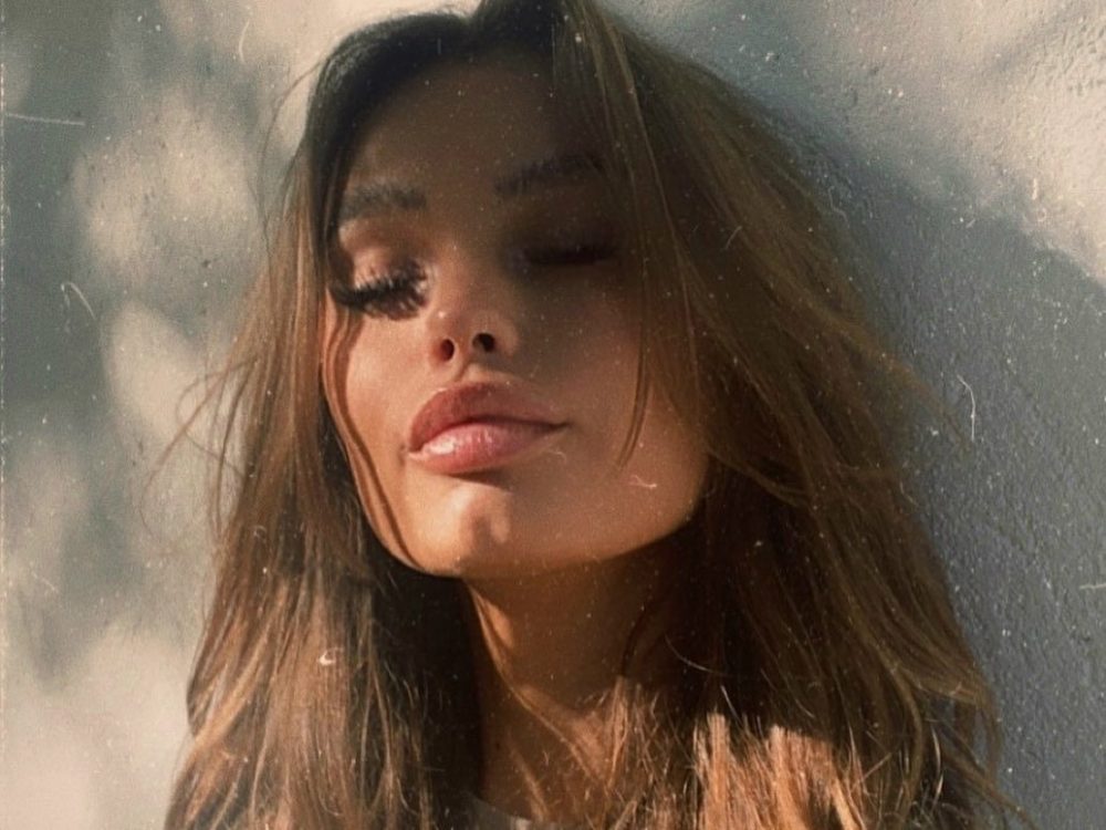 De Amsterdamse Laura Celia is het lichtpuntje van je dag | Gewoonvoorhem