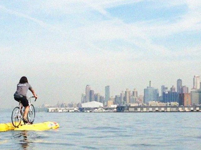 Met de Shuttlebike Kit maak je van je fiets een waterfiets