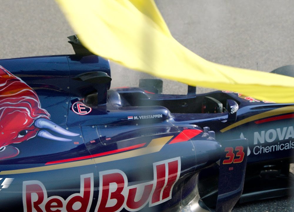 Wat betekenen de verschillende vlaggen in Formule 1? | Gewoonvoorhem