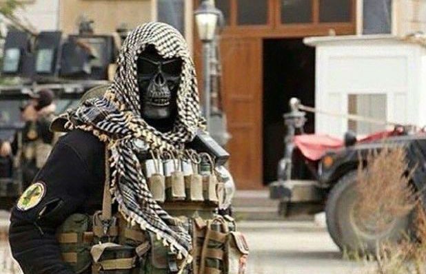 Deze maskers dragen de troops die de strijd aangaan met ISIS ...